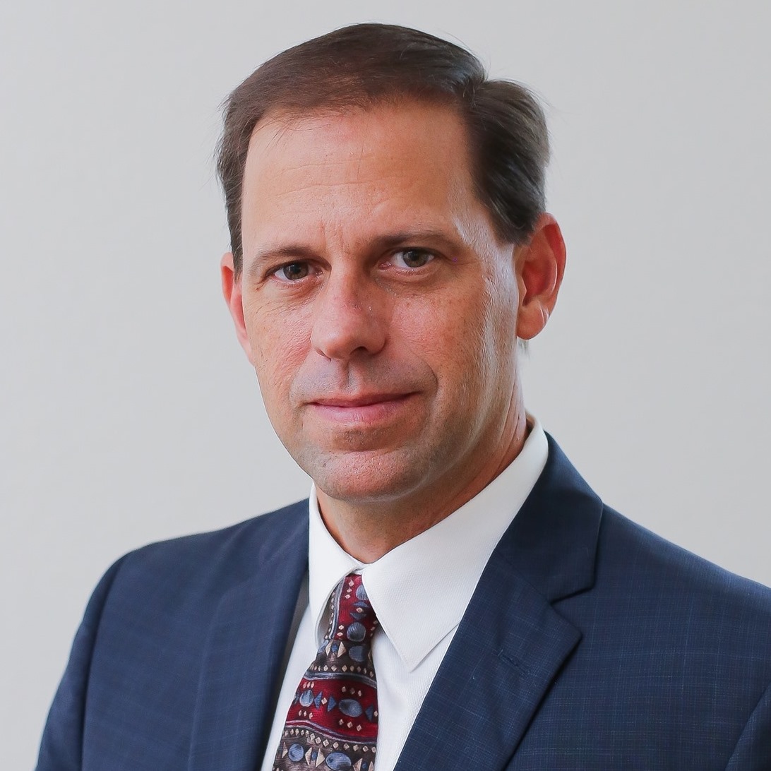 Don Mathews - адвокат по ДТП в США